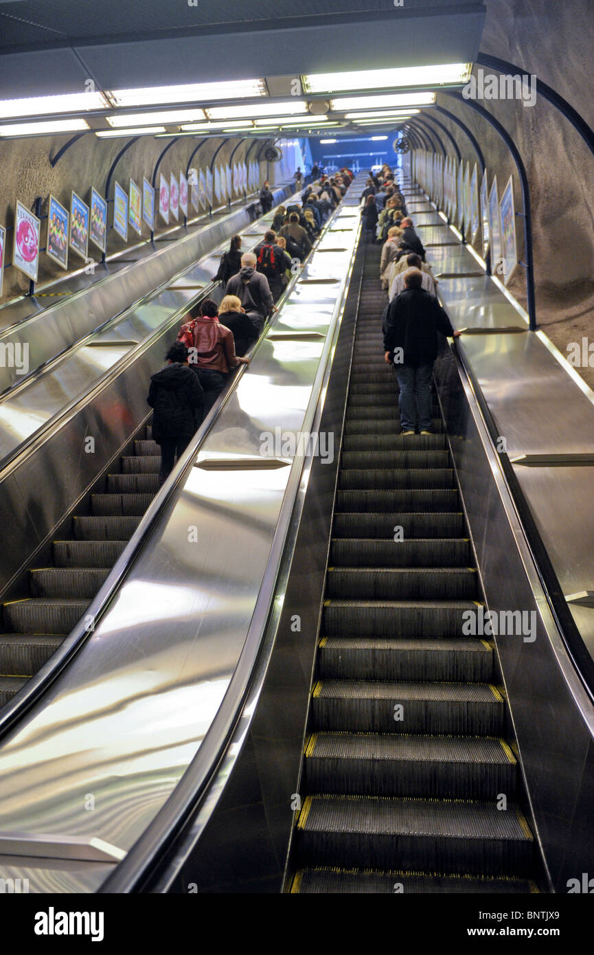 Subway escalator underground hi-res stock photography and images - Alamy