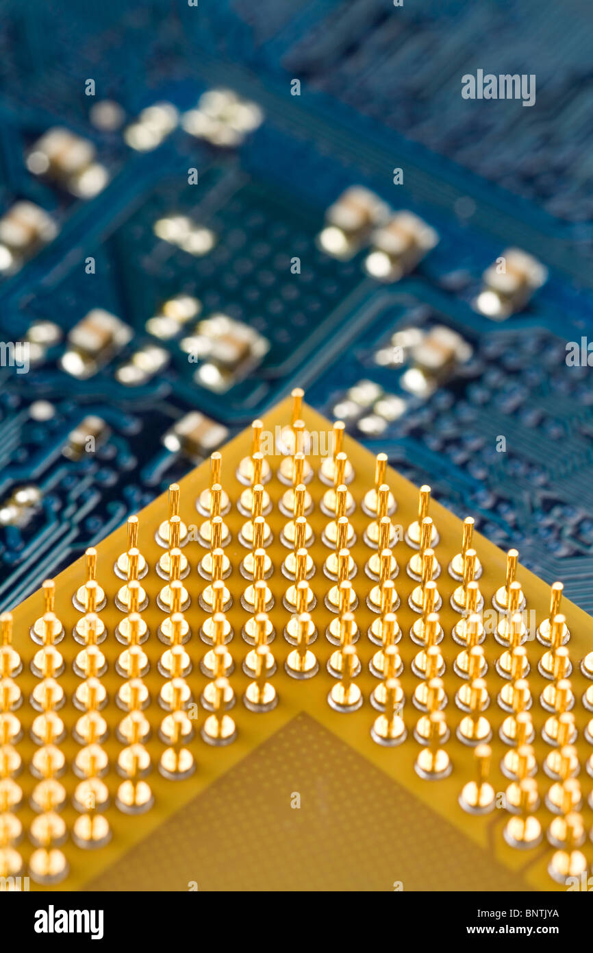 Computer chip circuit board hi-res stock photography and images - Alamy