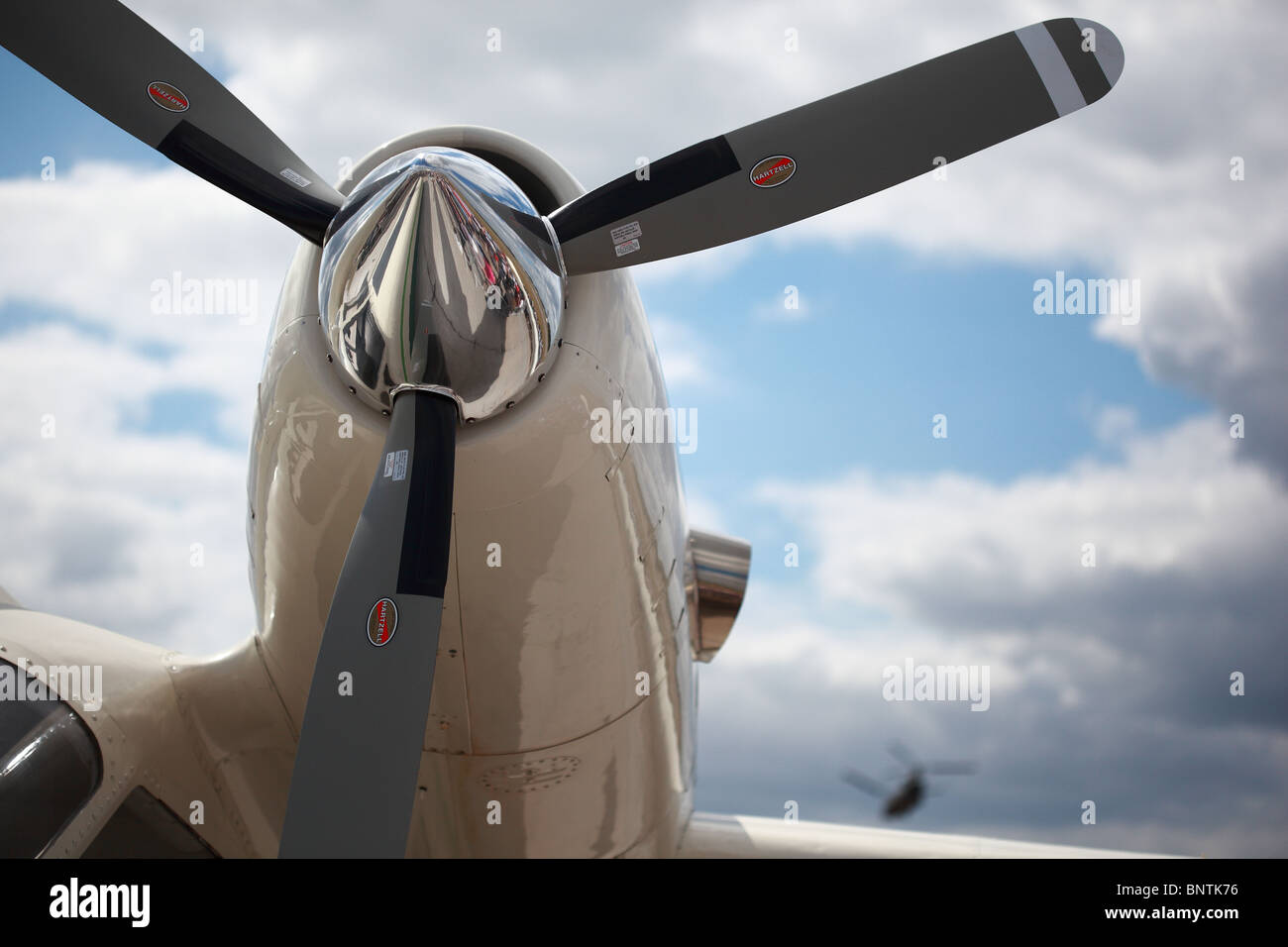 Propeller blade blades hi-res stock photography and images - Alamy