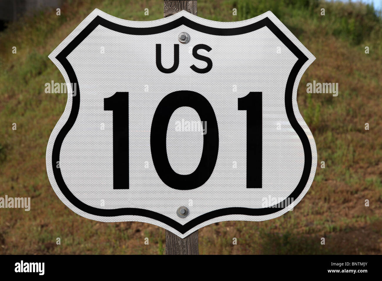 101 freeway sign hi-res stock photography and images - Alamy