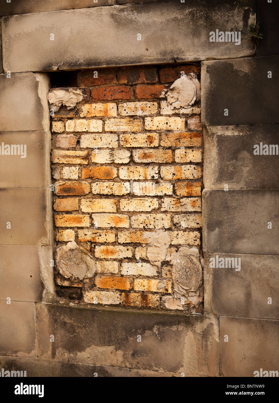 Burial crypt hi-res stock photography and images - Alamy