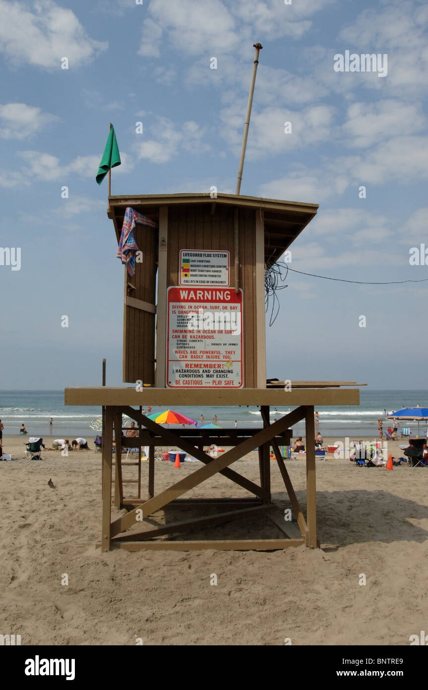Newport Beach Lifeguard Tower Stock Photo - Alamy