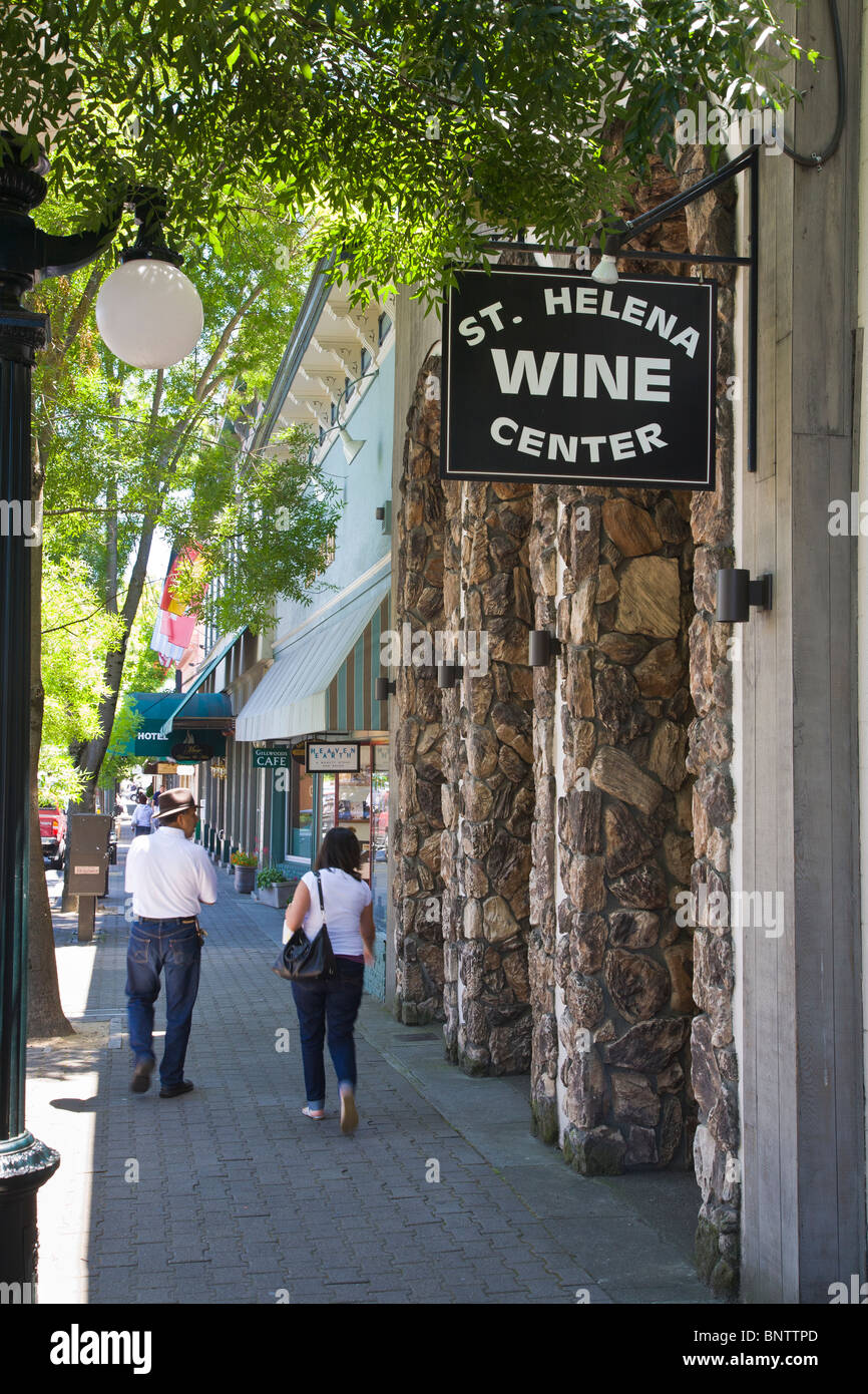Tourists on street in St Helena in Napa Valley California Stock Photo ...