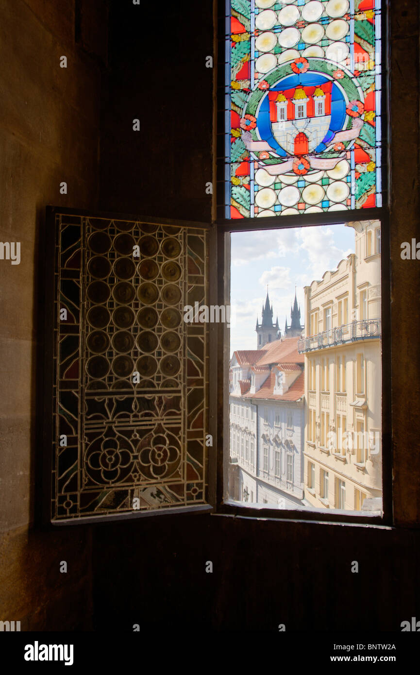 Dynamic stained glass window hi-res stock photography and images - Alamy