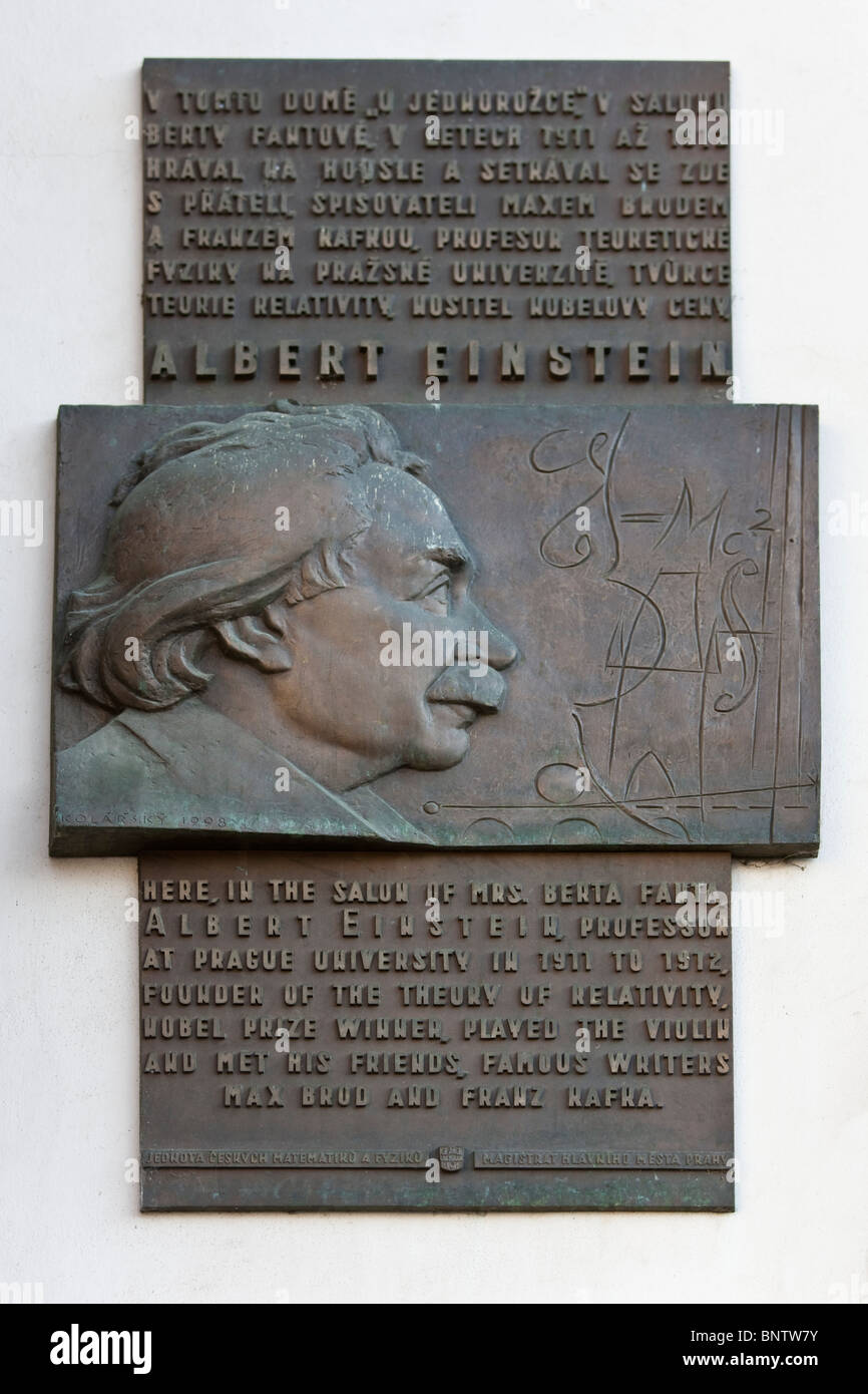 Albert einstein plaque hi-res stock photography and images - Alamy