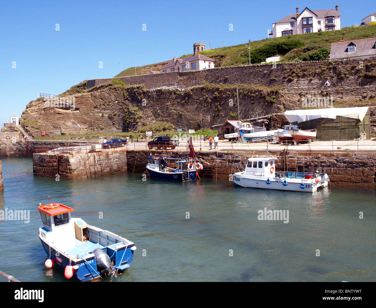 Portreath harbor hi-res stock photography and images - Alamy