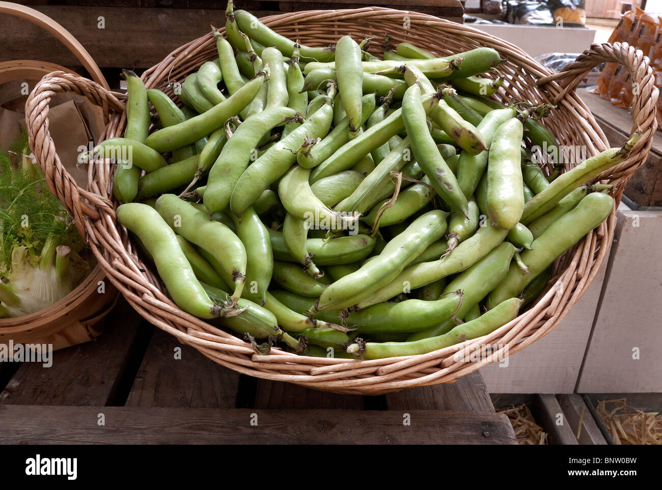 Farmers market beans hi-res stock photography and images - Alamy