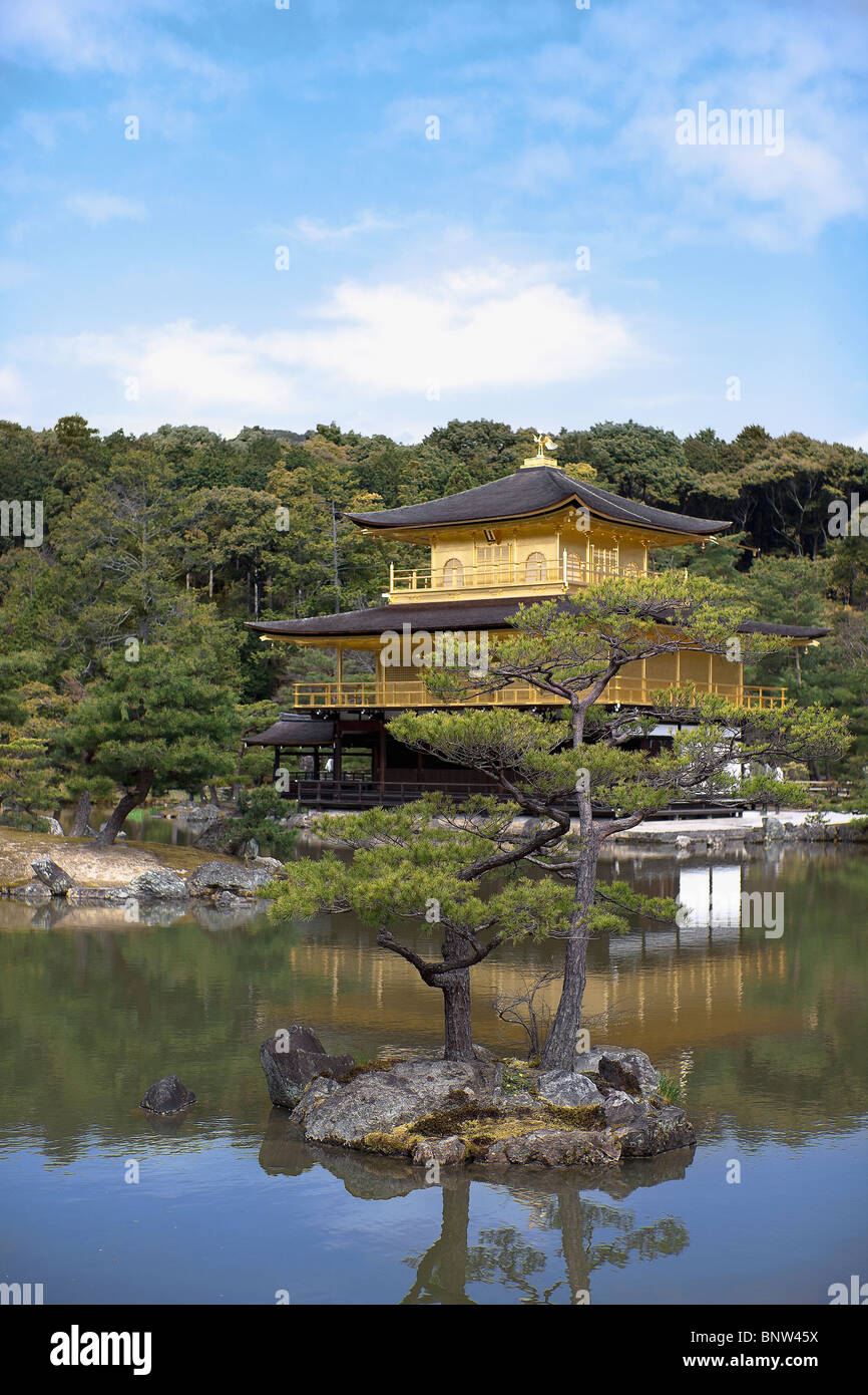 Japanese meditation temple Stock Photo - Alamy