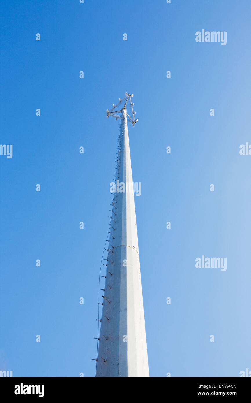 Tall cell tower in hi-res stock photography and images - Alamy