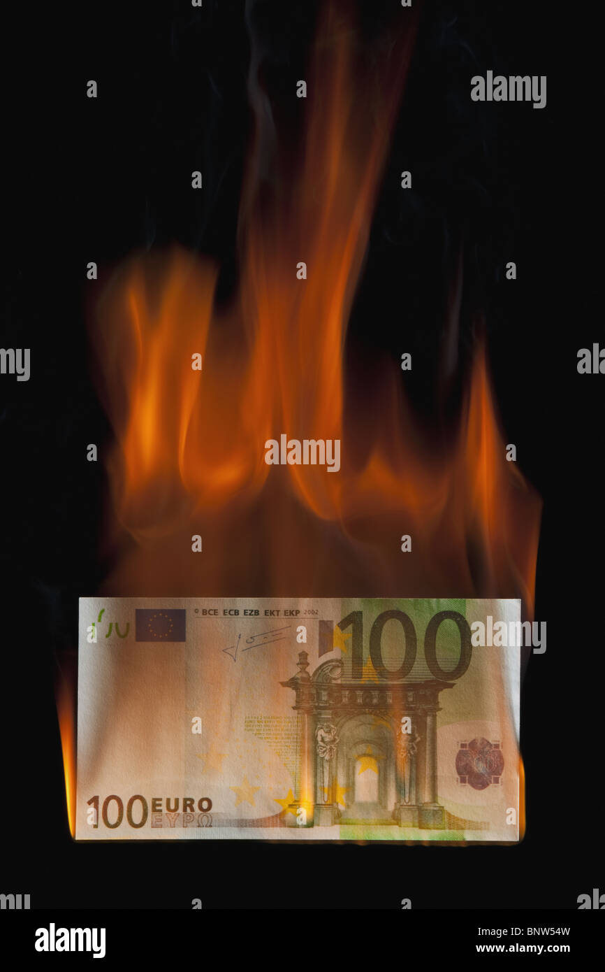 Burning one hundred dollar bill hi-res stock photography and images - Alamy