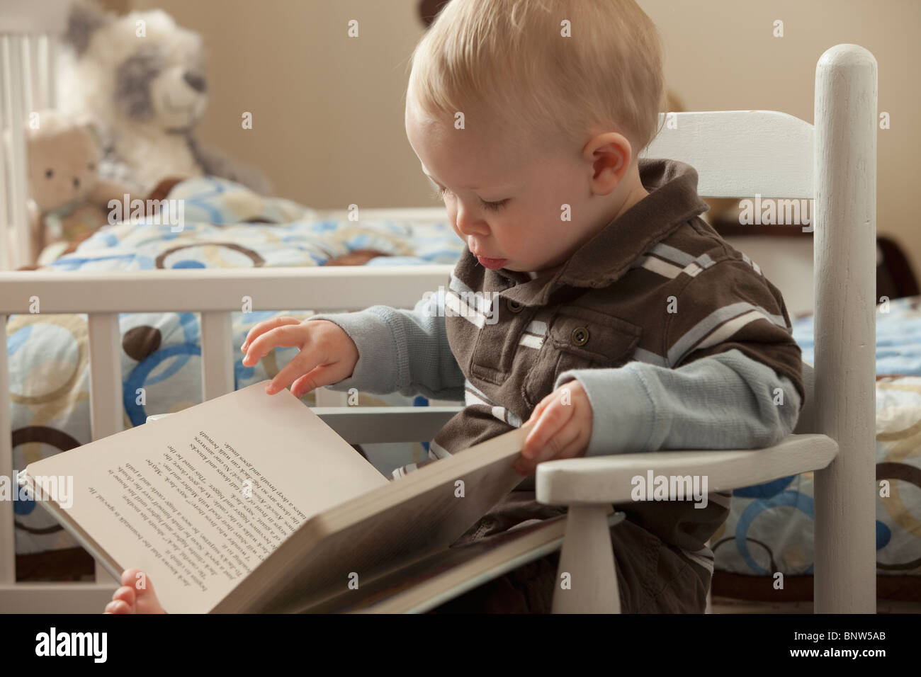Cute toddler book hi-res stock photography and images - Alamy