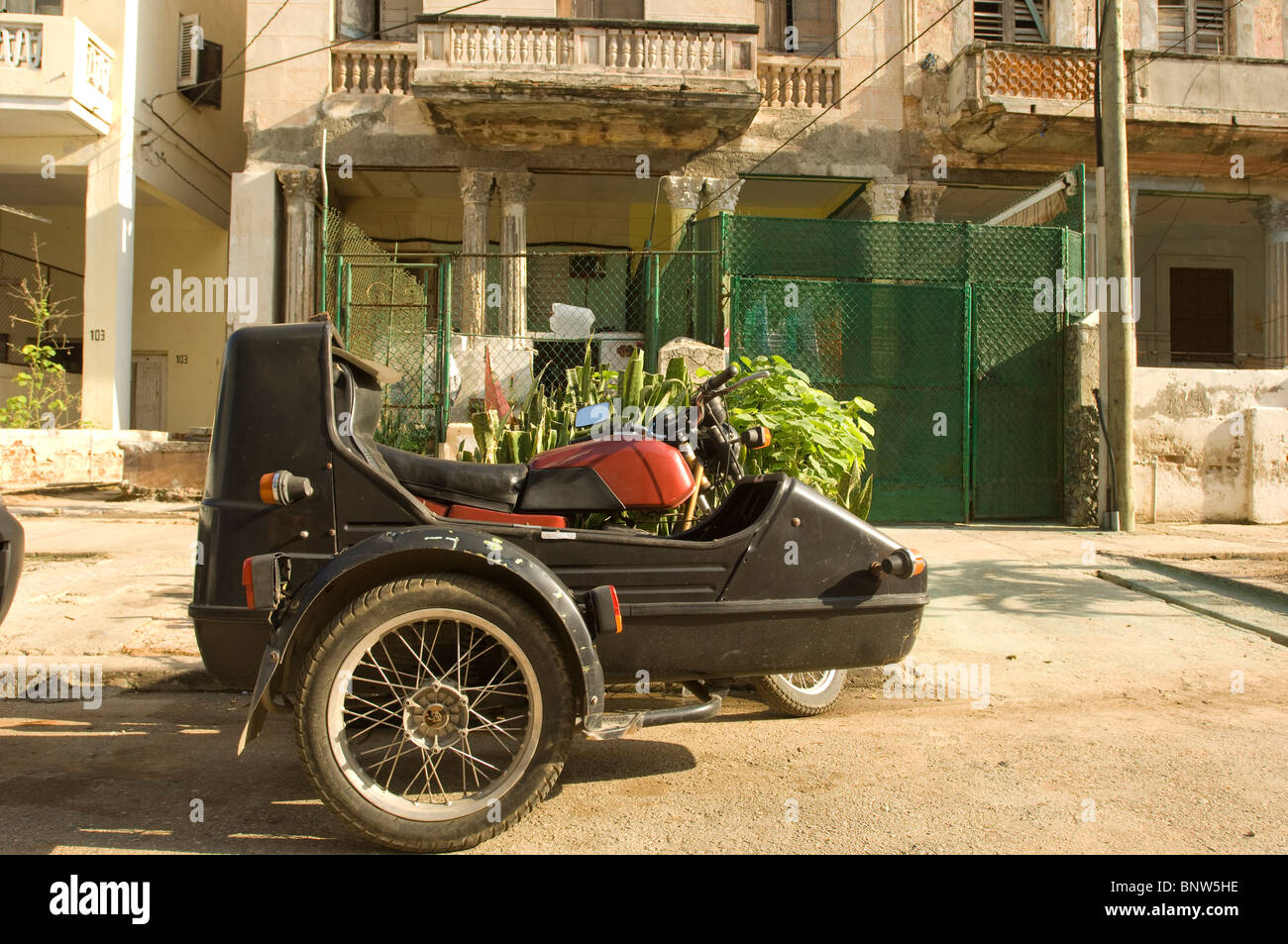 Motor Bike and Sidecar in Havana, Cuba Stock Photo - Alamy