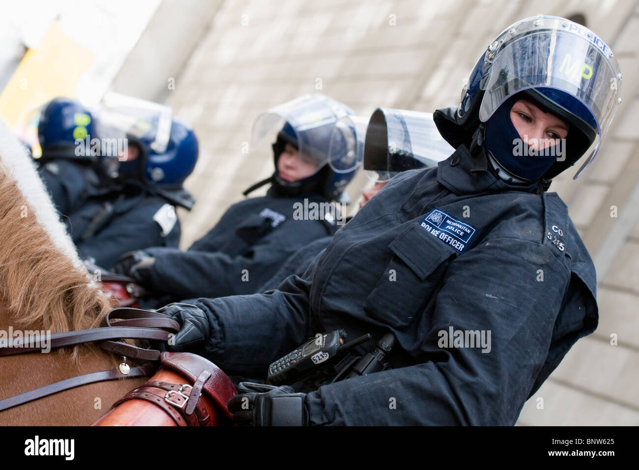 Riot police horses hi-res stock photography and images - Alamy