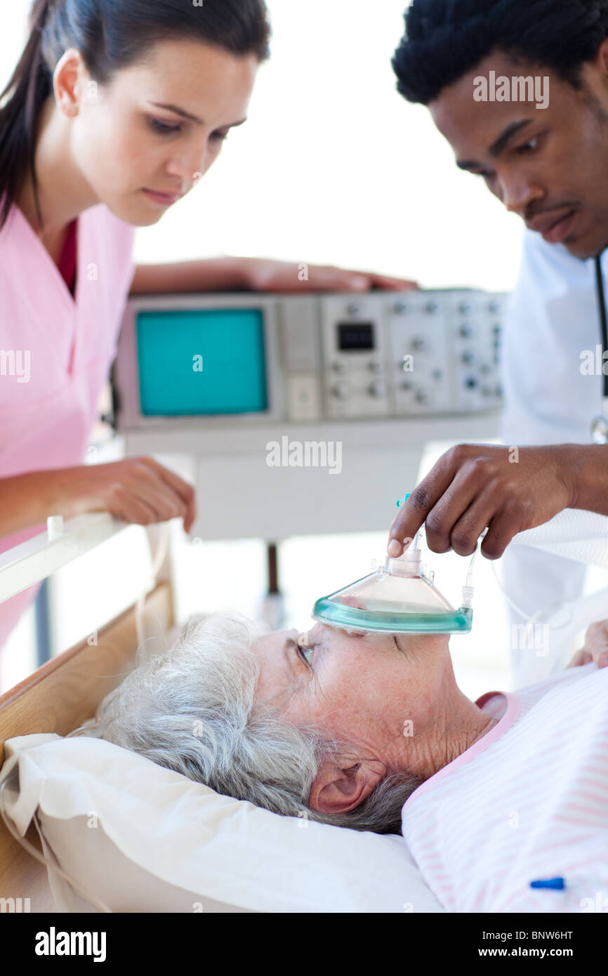 Cardiopulmonary resuscitation nurse hi-res stock photography and images ...
