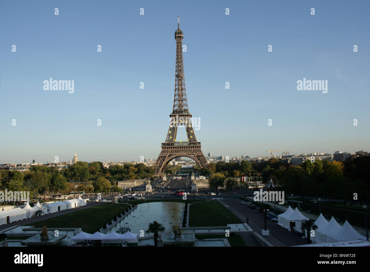 Tour eiffel illustration hi-res stock photography and images - Alamy