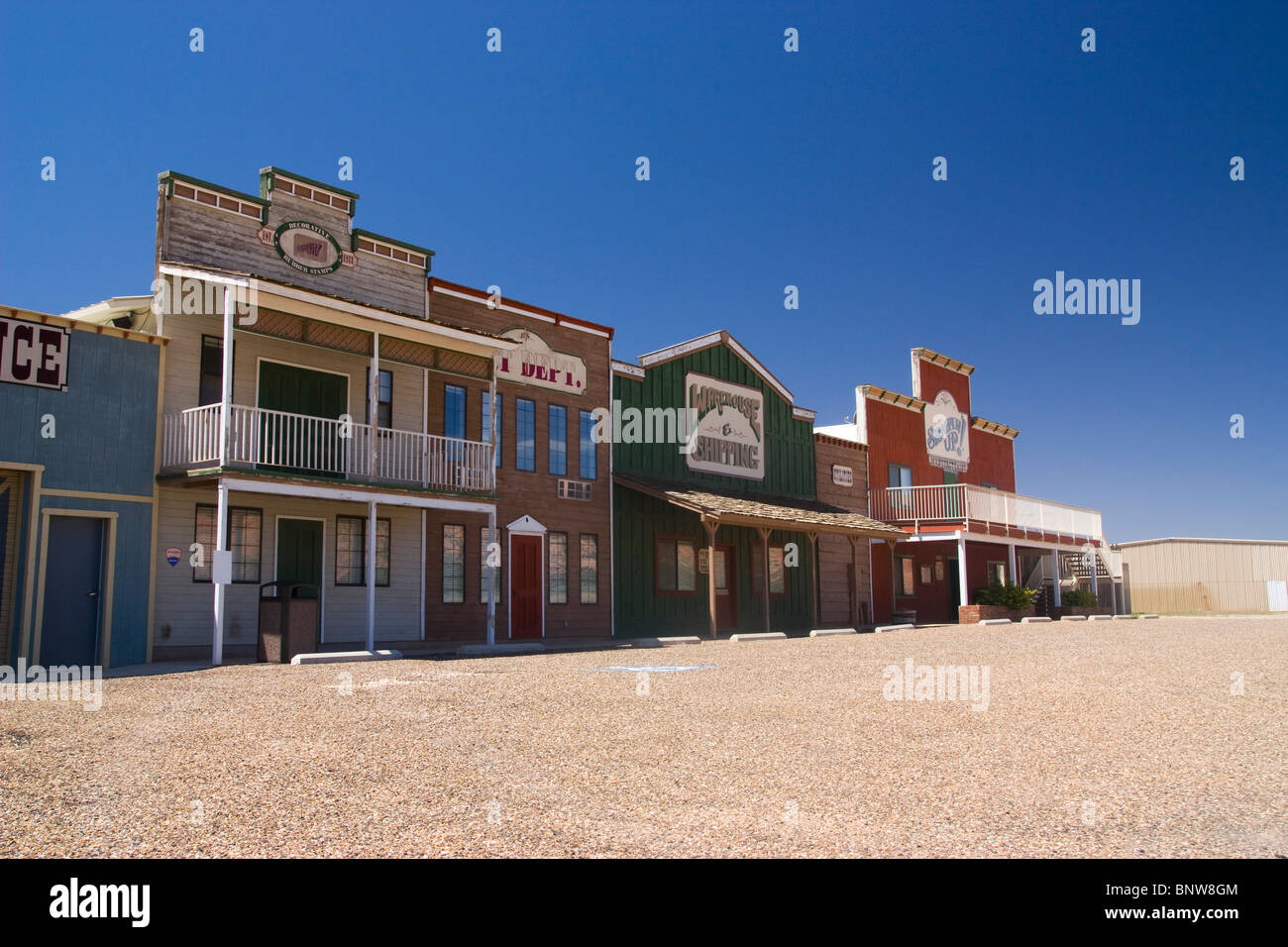 Old vintage houses in the Arizona desert Stock Photo - Alamy