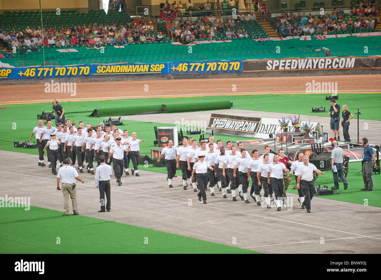 Royal navy field gun display hi-res stock photography and images - Alamy