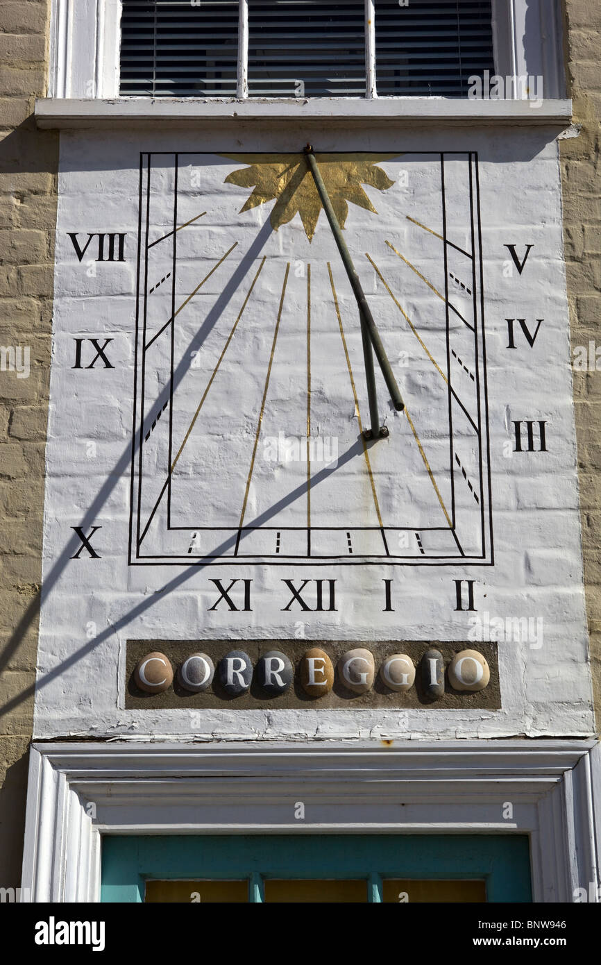 sundial on house Stock Photo - Alamy