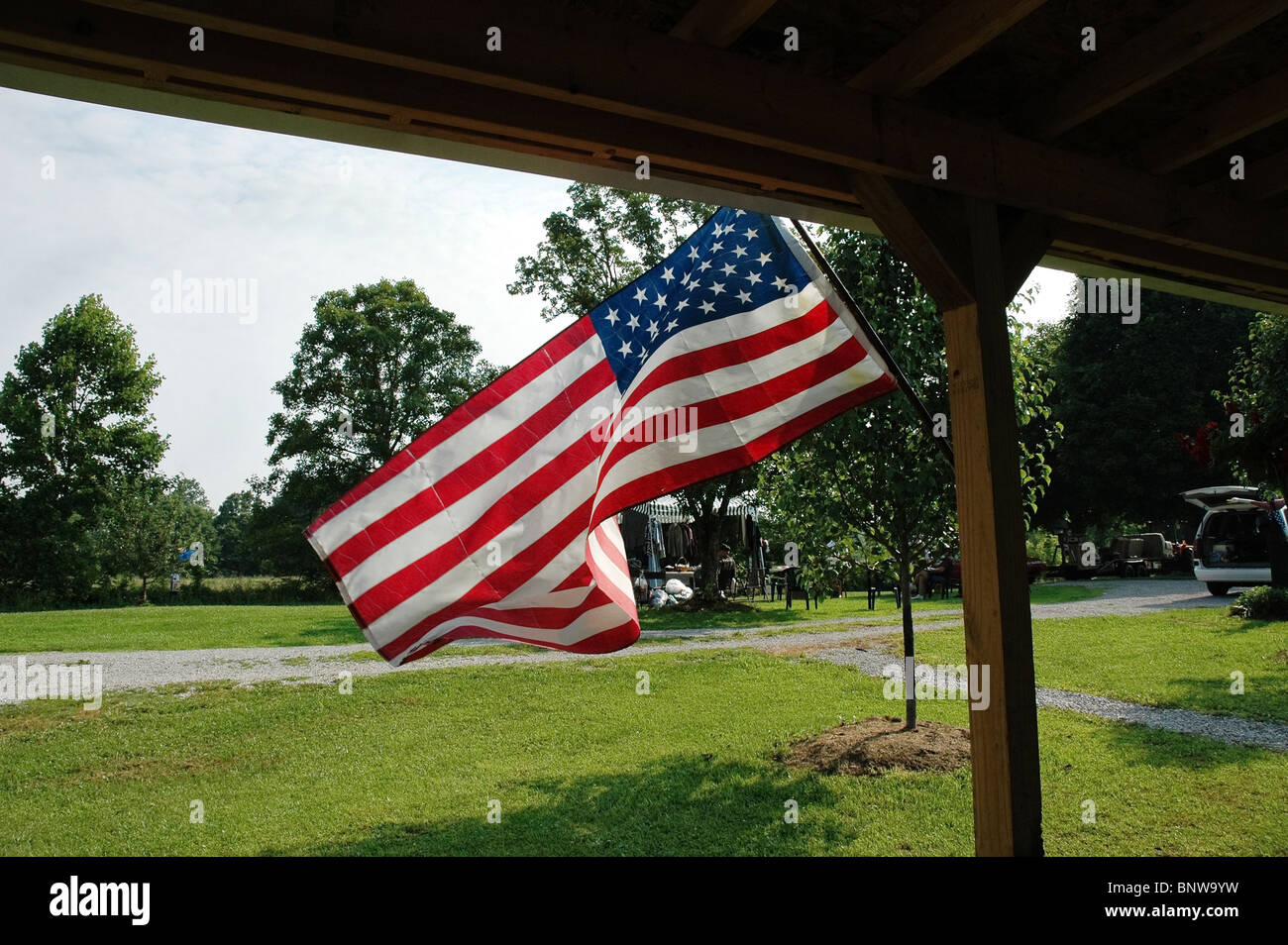 Yard and American flag rural Kentucky Stock Photo - Alamy