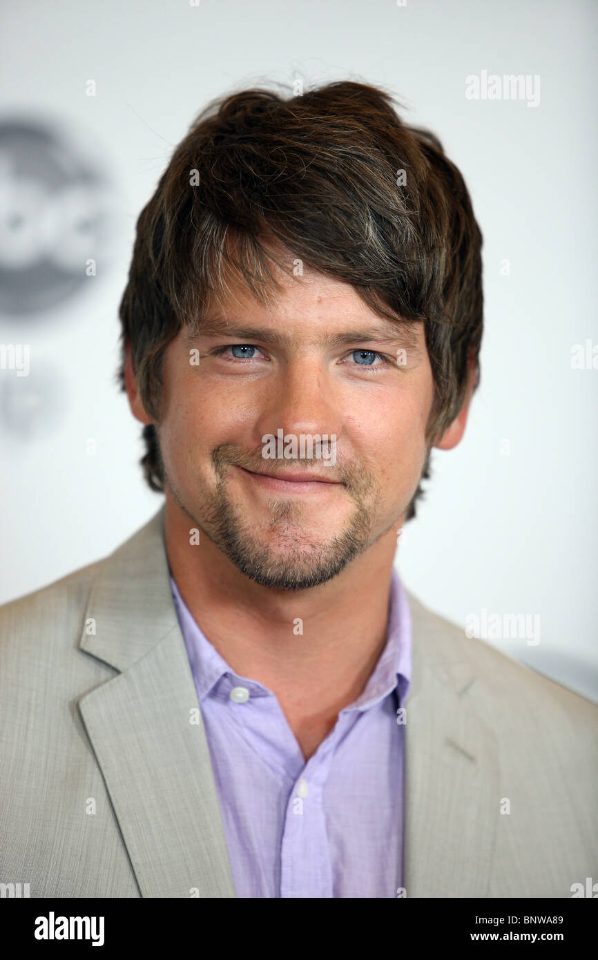 Zachary Knighton Parenthood