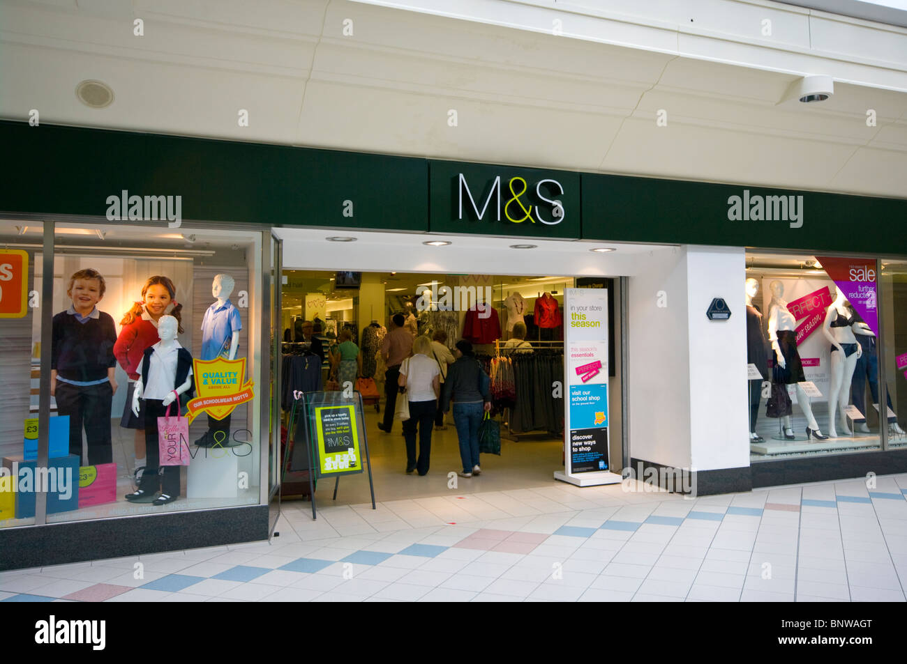 Marks and spencer shop front entrance exterior hi-res stock photography ...