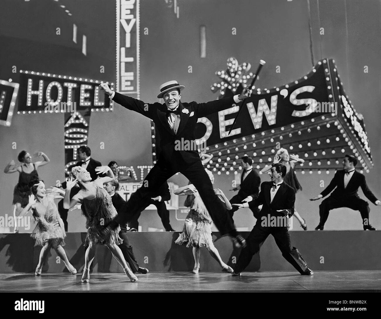 GENE KELLY SINGIN' IN THE RAIN (1952 Stock Photo - Alamy GENE KELLY SINGIN' IN THE RAIN (1952 Stock Photo - Alamy