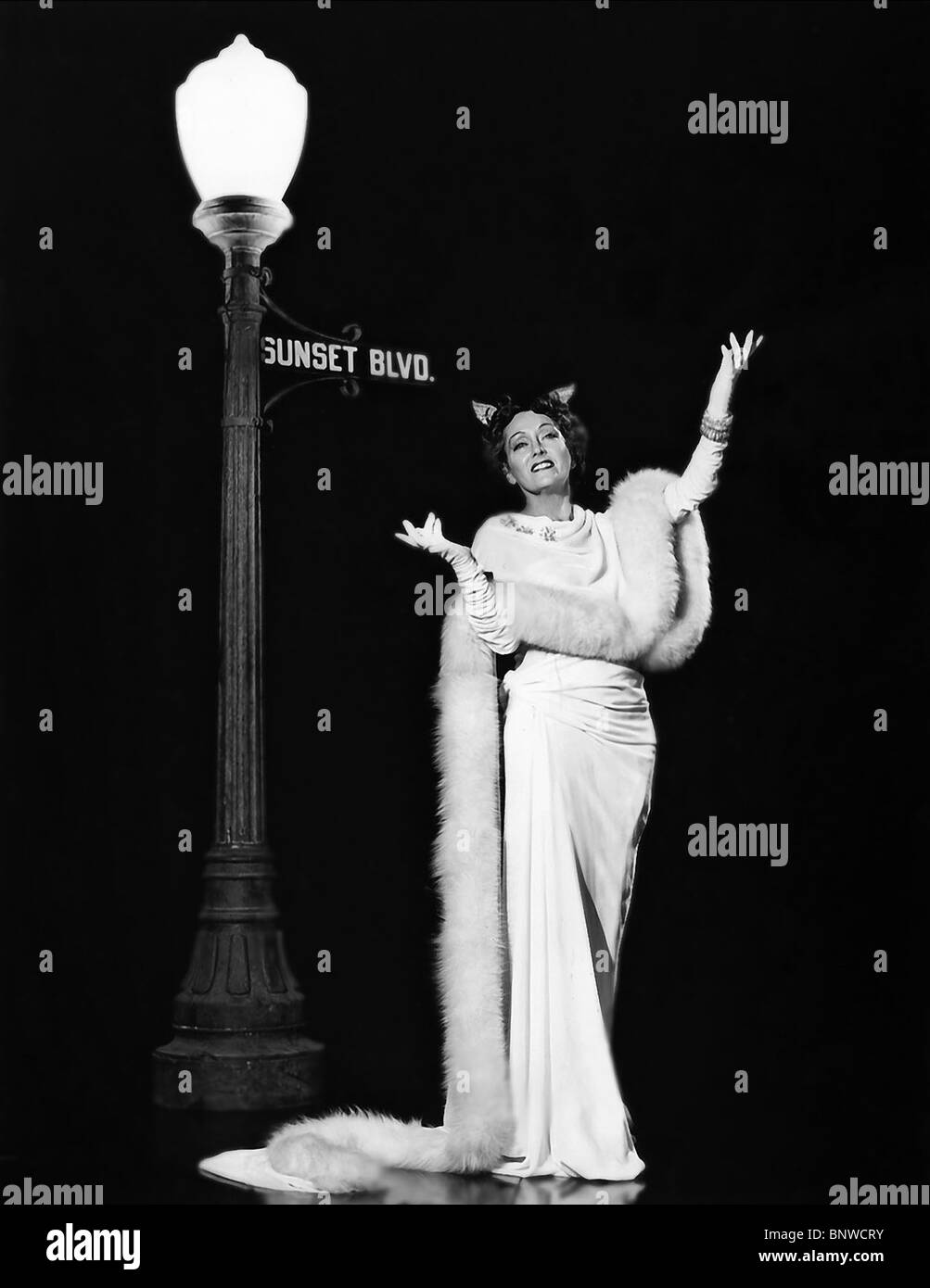 GLORIA SWANSON SUNSET BOULEVARD; SUNSET BLVD (1950 Stock Photo - Alamy