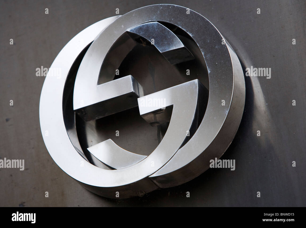 Gucci logo hi-res stock photography and images - Alamy