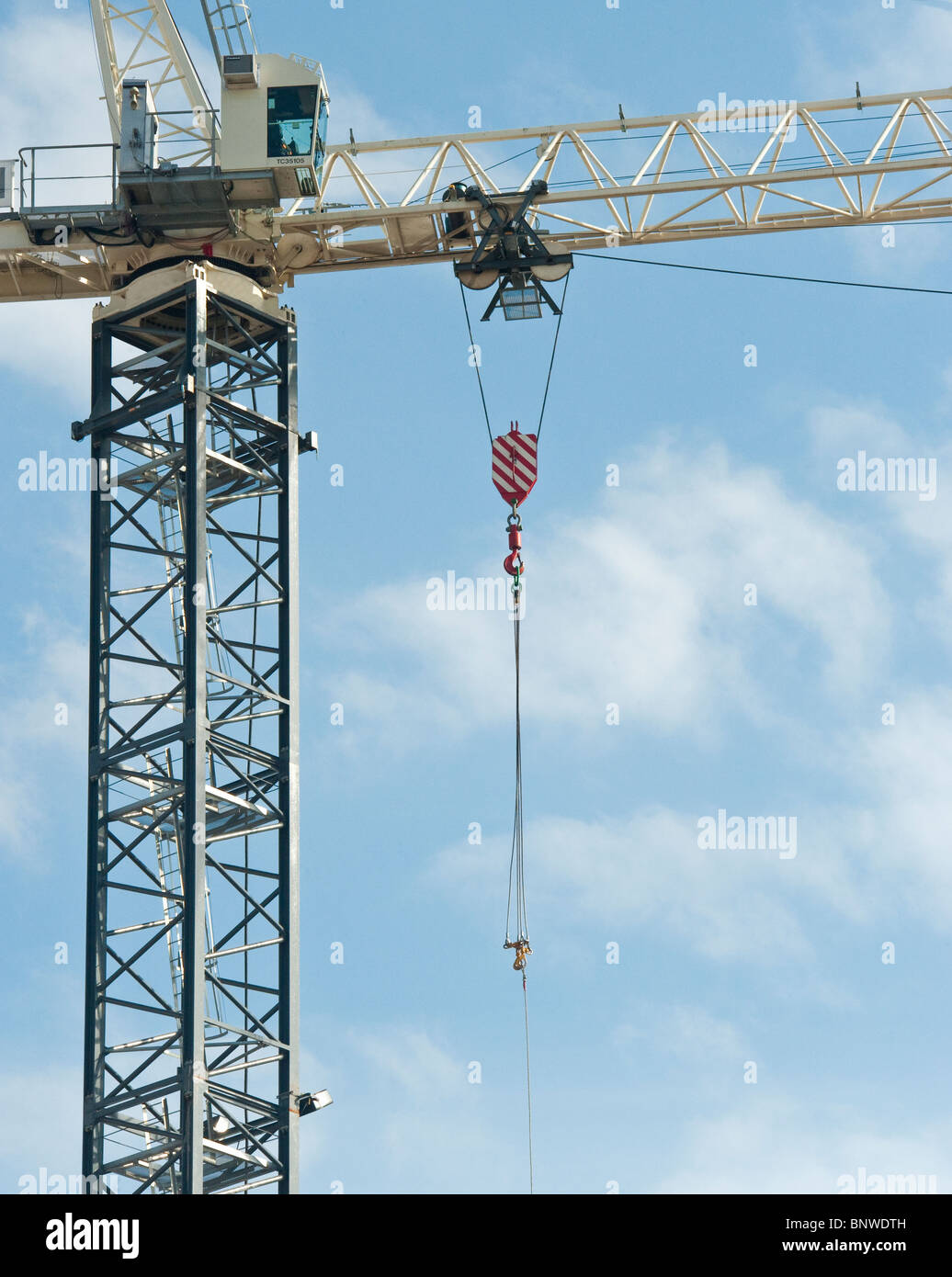 Construction crane tower hi-res stock photography and images - Alamy