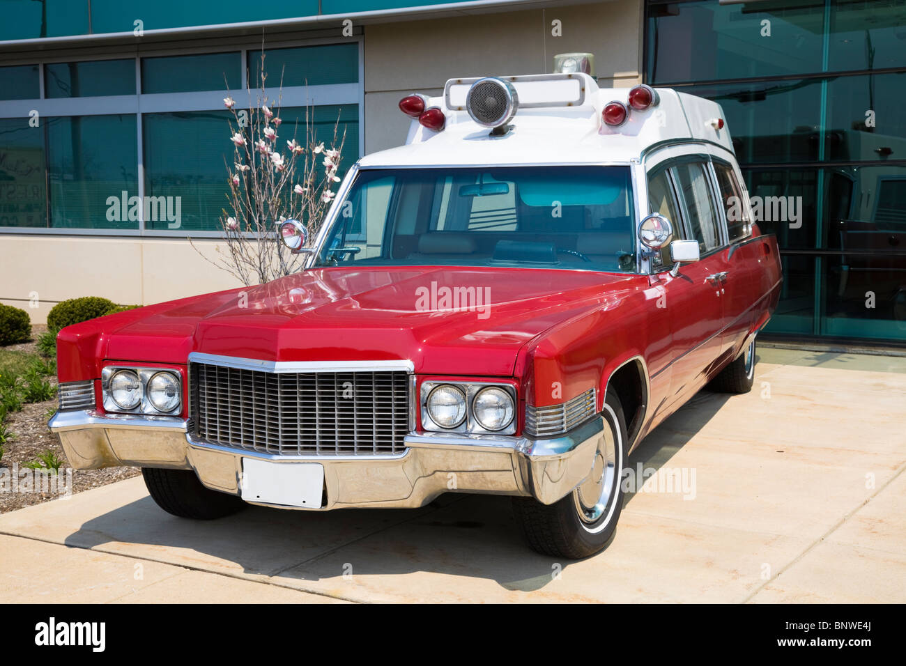 Cadillac ambulance hi-res stock photography and images - Alamy