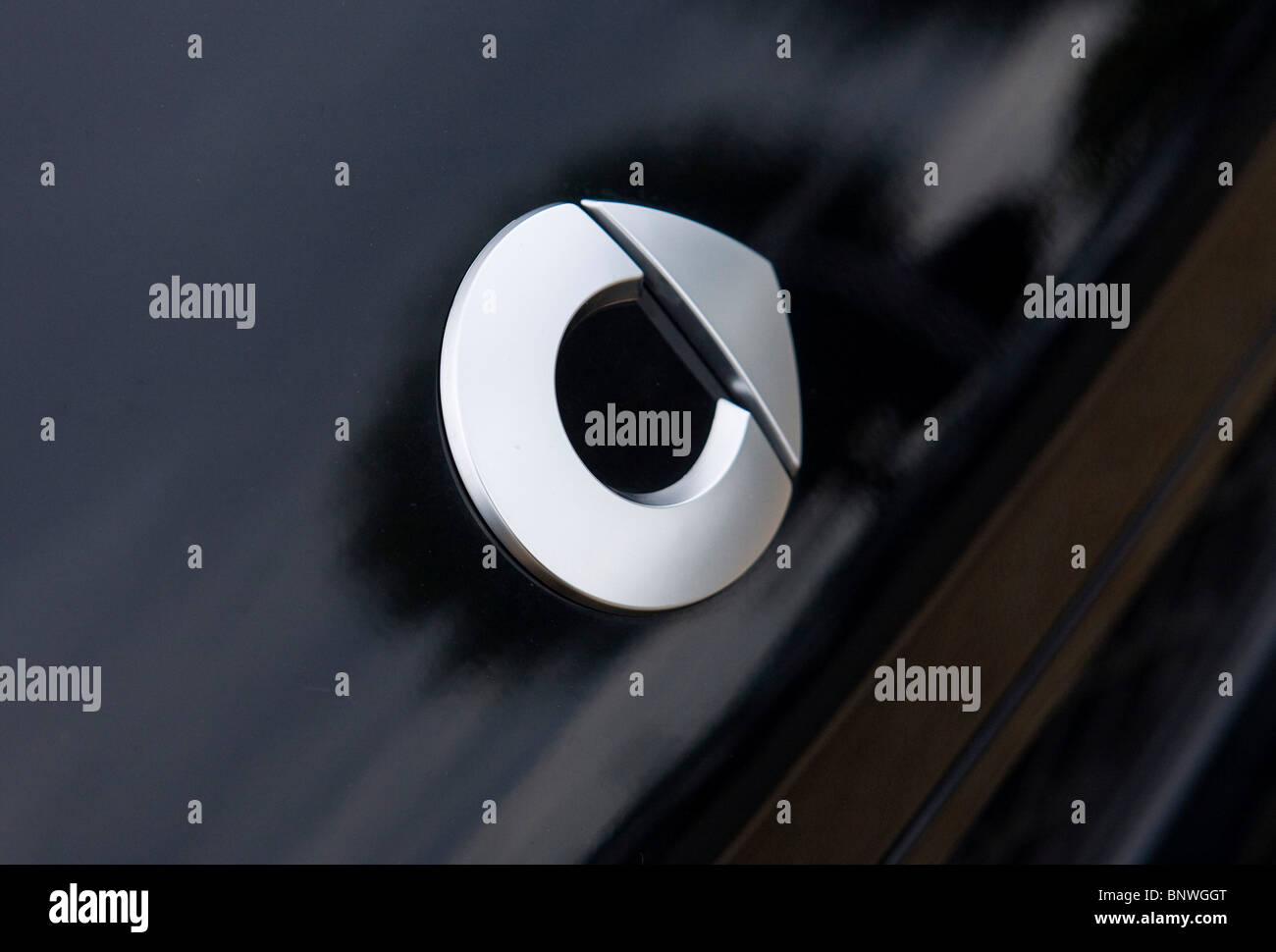 A Smart car dealership Stock Photo - Alamy