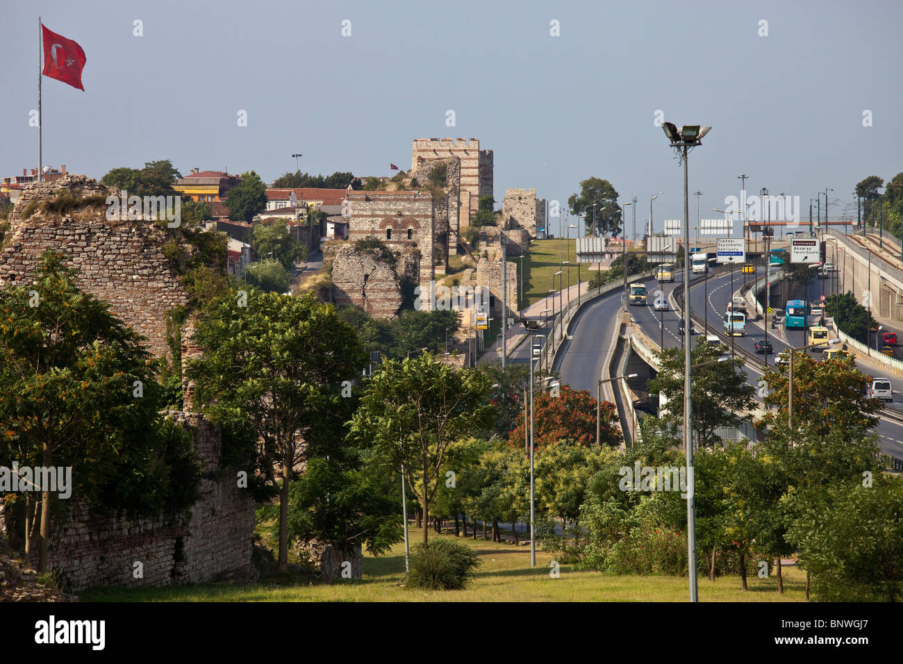 Old istanbul hi-res stock photography and images - Alamy