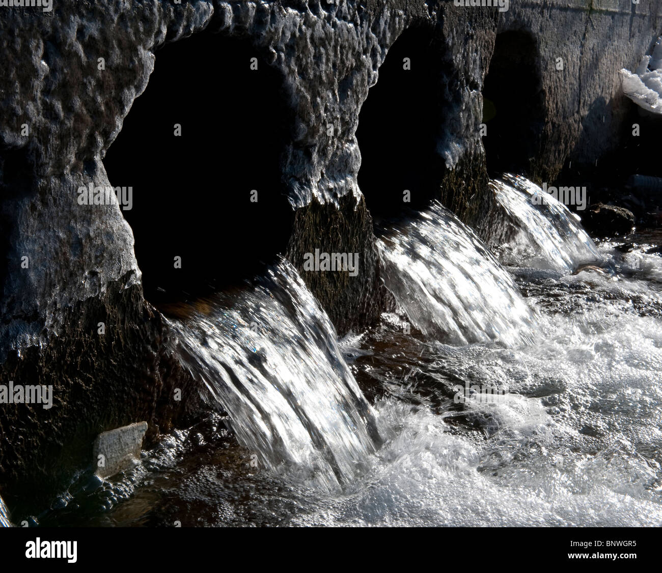 Drainage culvert hi-res stock photography and images - Alamy