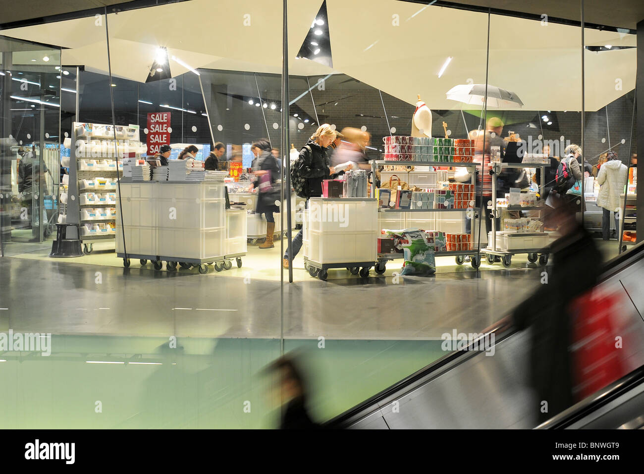 The shop at the tate Modern, London 20 January 2008 Stock Photo - Alamy