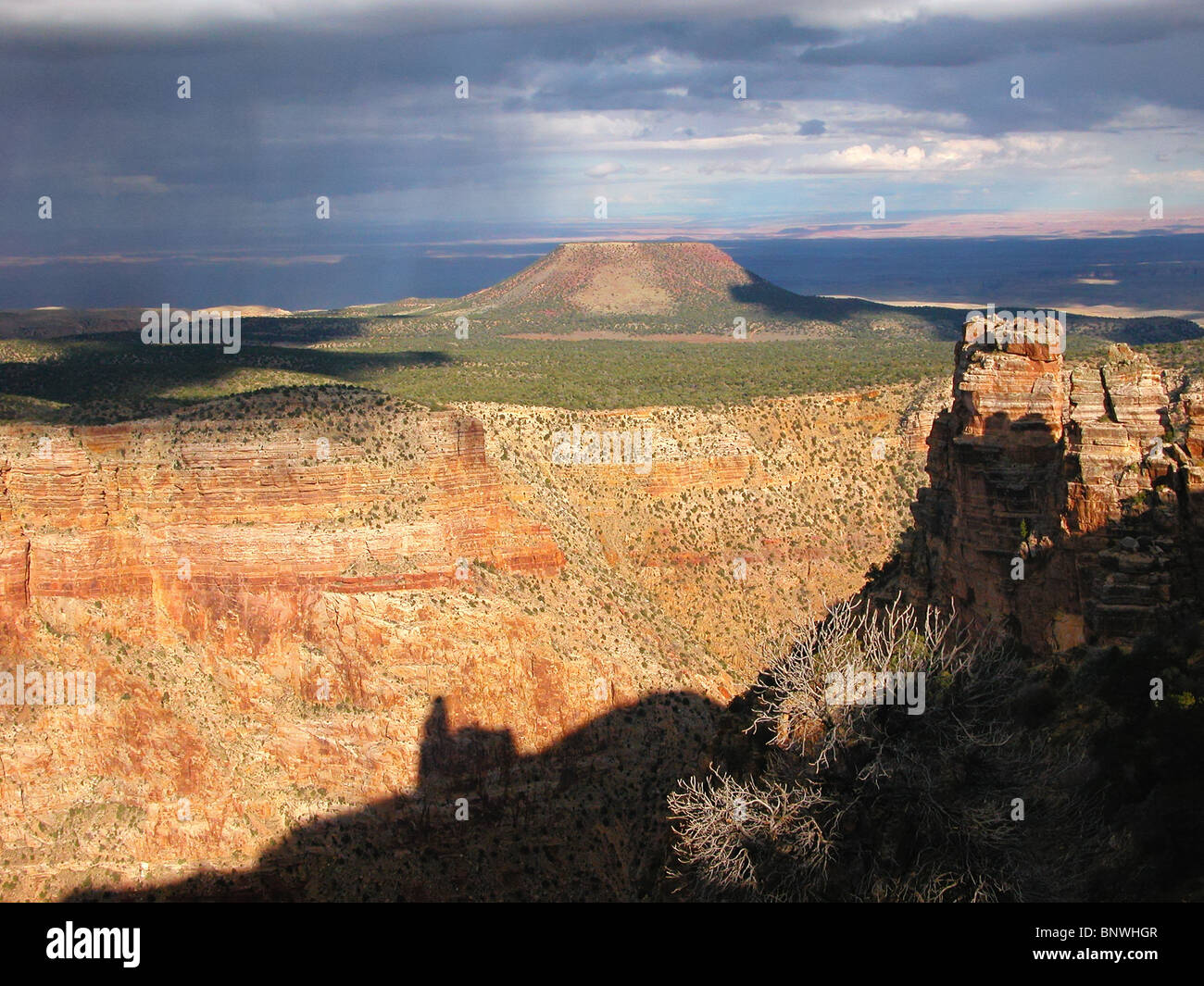 Watch tower at the Desert View Point on the south rim of the Grand ...
