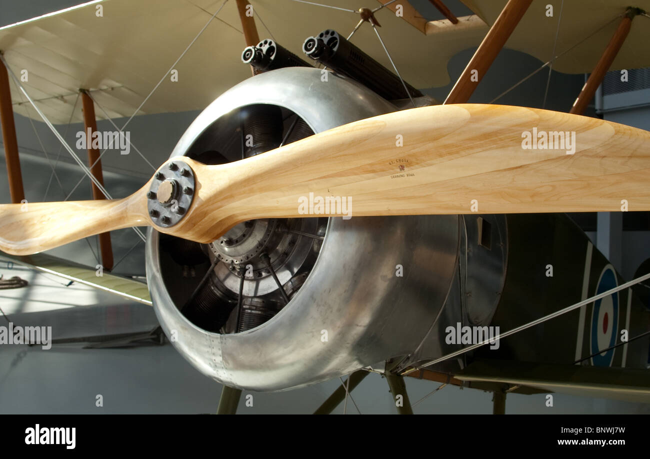 Synchronized machine gun hi-res stock photography and images - Alamy