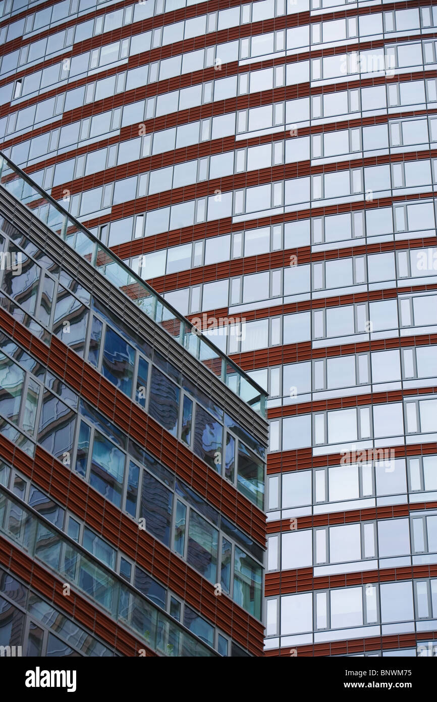 Overpasses and tall buildings hi-res stock photography and images - Alamy