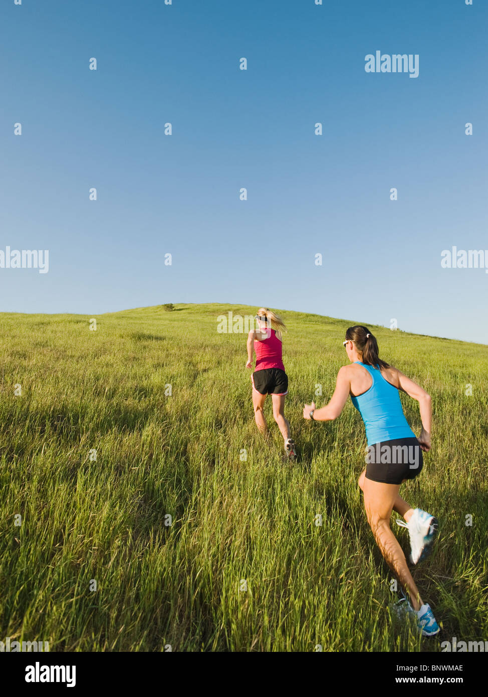 Woman jogging jogs jogger pathway hi-res stock photography and images ...
