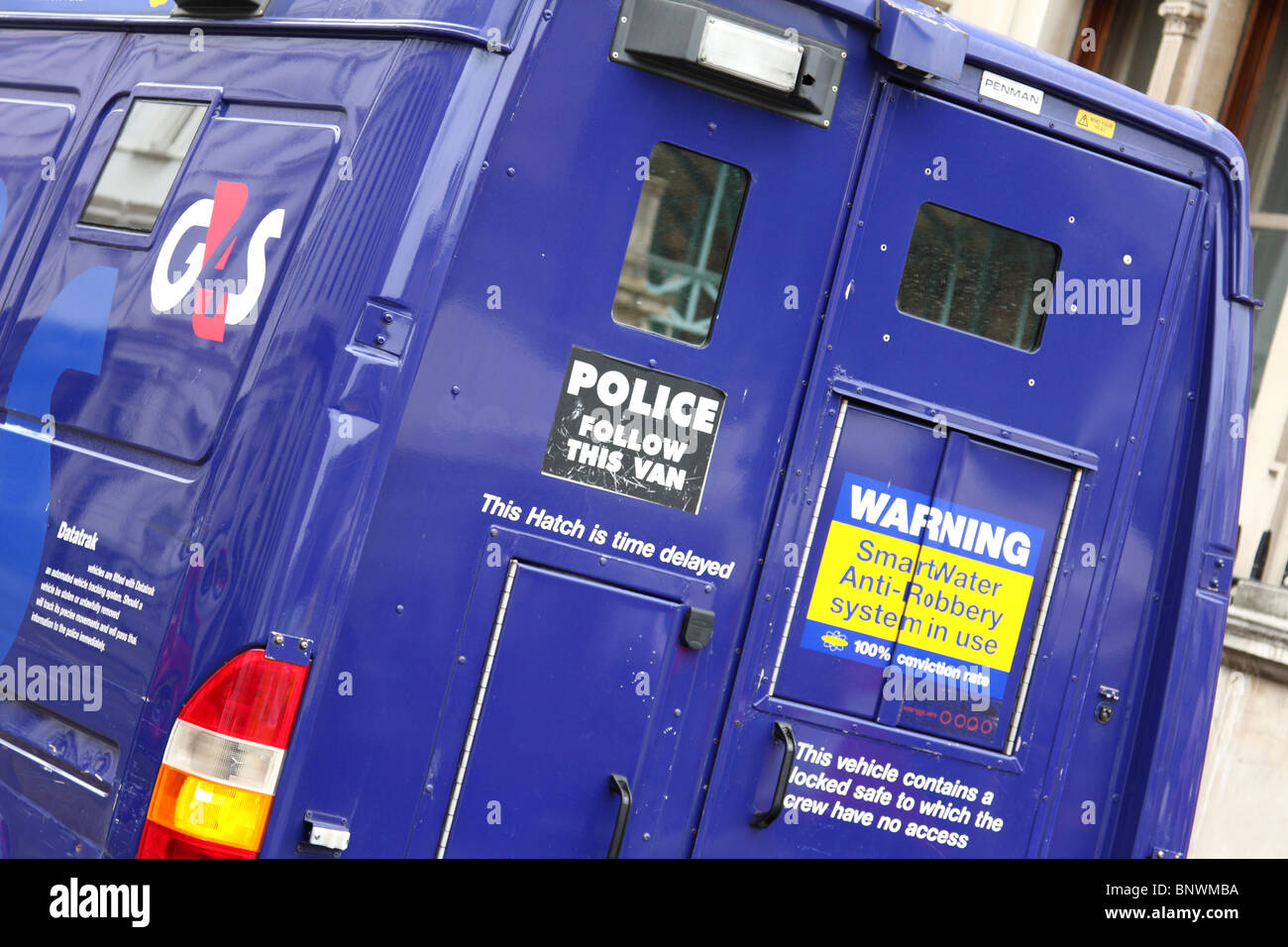 Bank delivery van hi-res stock photography and images - Alamy