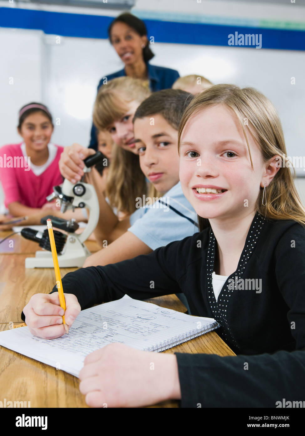 American students and teacher aged 10 hi-res stock photography and ...