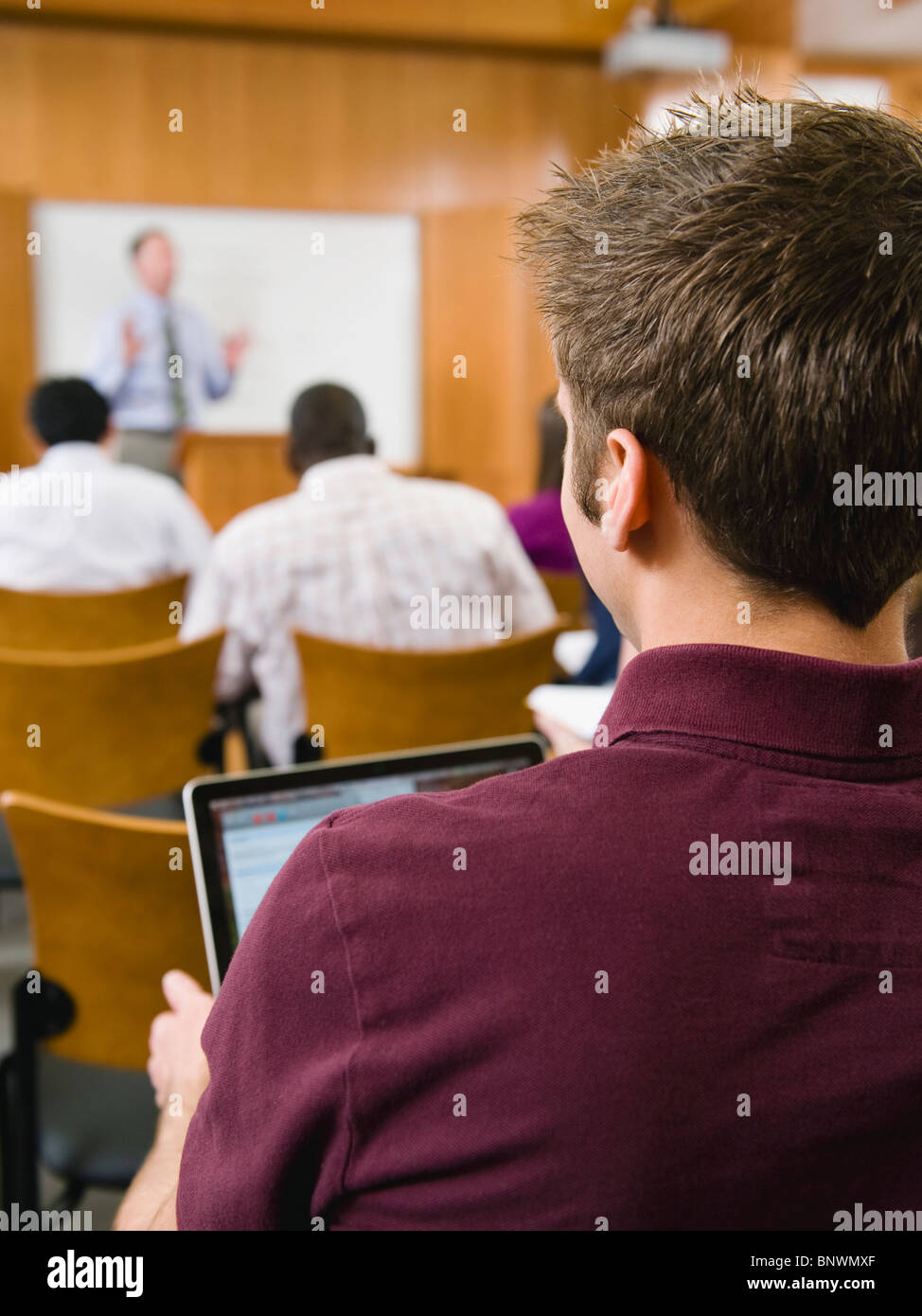 College aged woman reading hi-res stock photography and images - Alamy