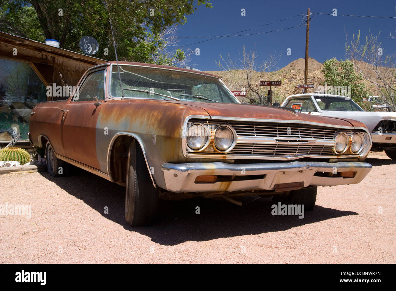 Old car in the famous route 66 road in USA Stock Photo - Alamy