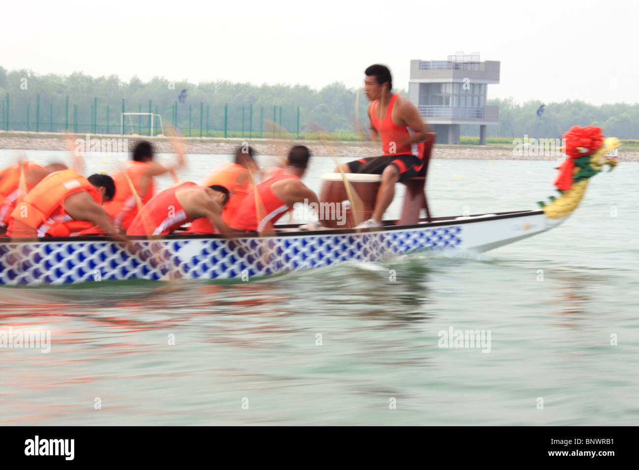 dragon boat racing Stock Photo - Alamy