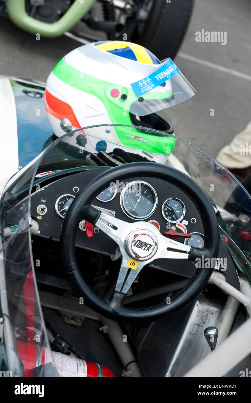 F1 car cockpit hi-res stock photography and images - Alamy
