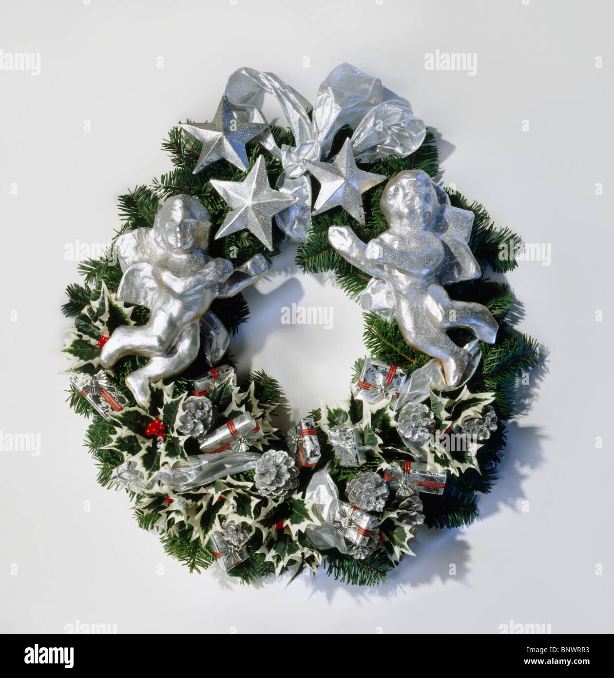 Silver wreath hi-res stock photography and images - Alamy