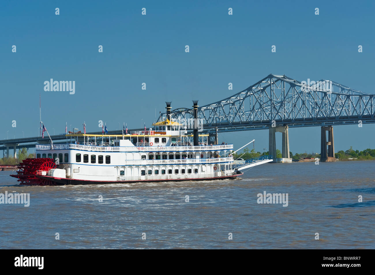 Mississippi river tour boat hi-res stock photography and images - Alamy