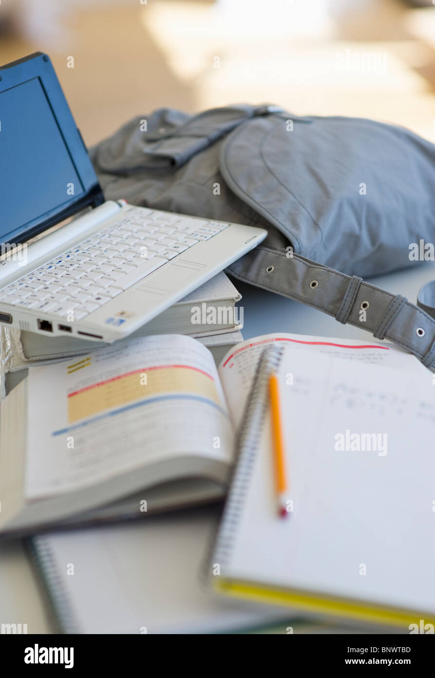 Homework assignments hi-res stock photography and images - Alamy