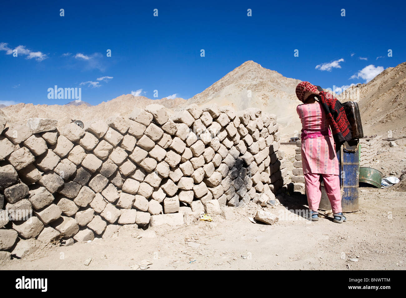 India town water tank hi-res stock photography and images - Alamy