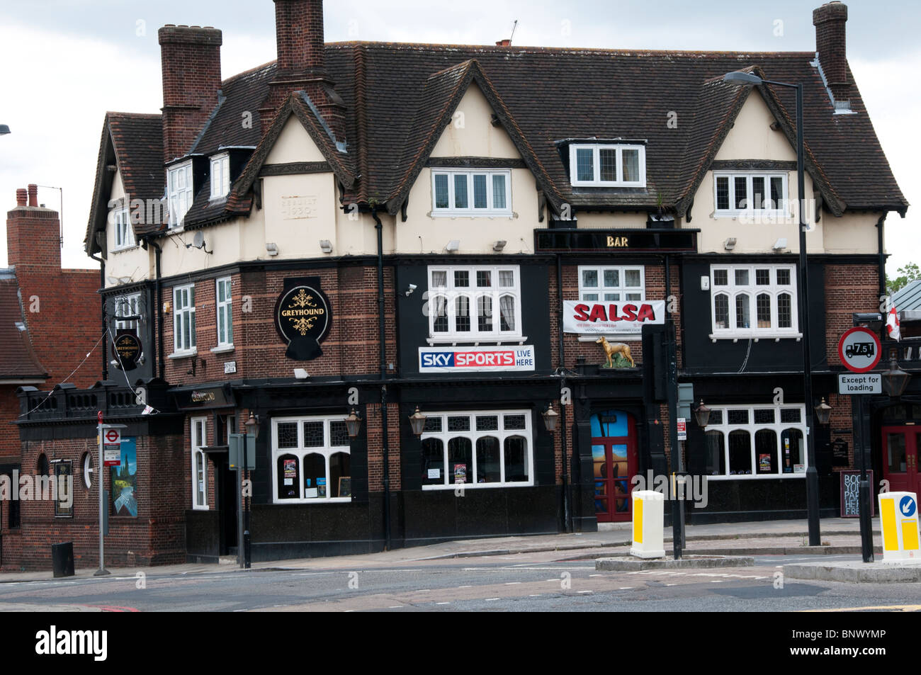The Greyhound public house, Streatham, South London Stock Photo - Alamy