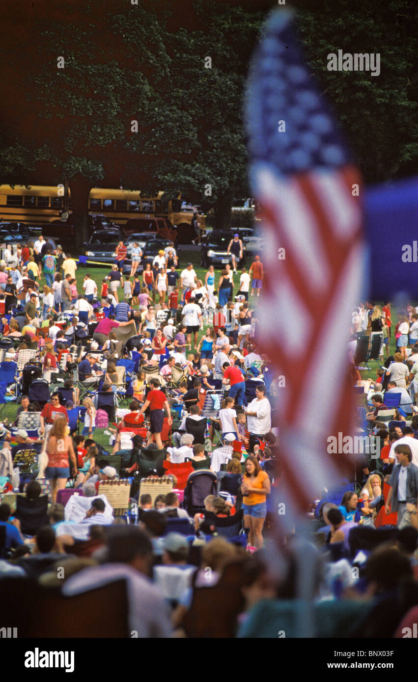 Large crowd community concert music in the park celebration Stock Photo ...
